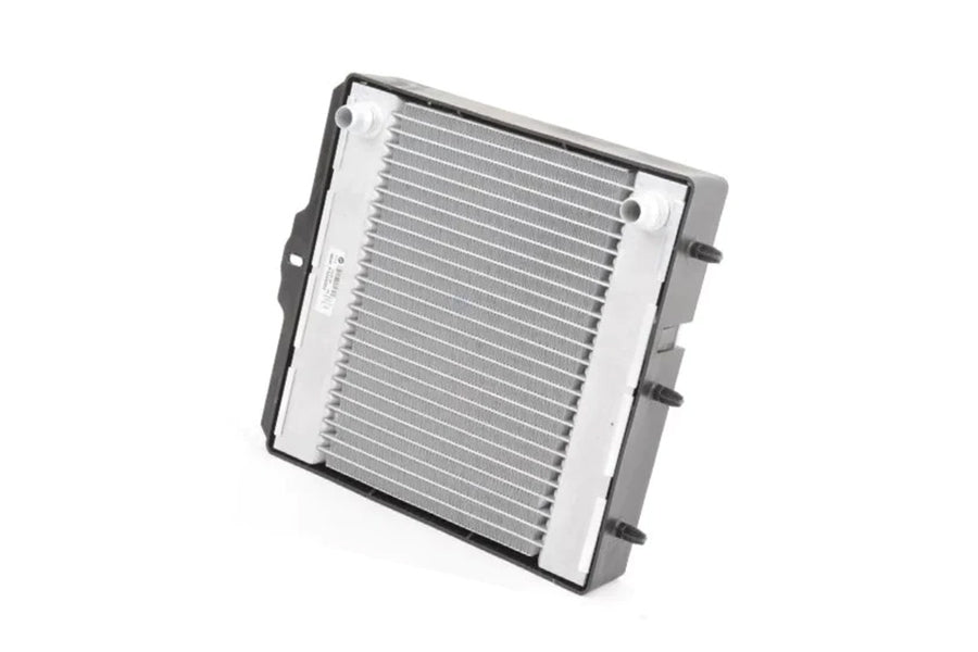 CSF BMW F8X M3/M4/M2C Auxiliary Radiator w/ Rock Guard 8258 ...